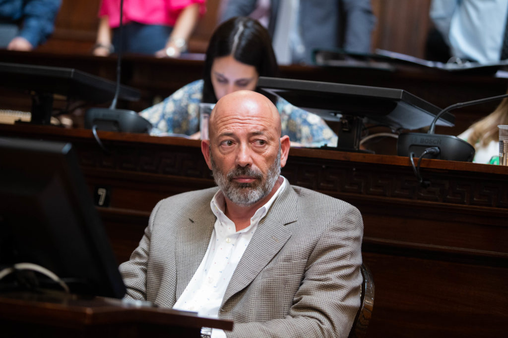 Aprueban una iniciativa para que se incluya en la Ley de Tránsito Provincial la prohibición del ...